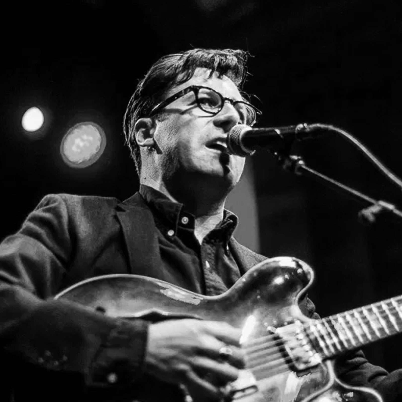 TivoliRadio.gr - Το αιρετικό ραδιόφωνο...